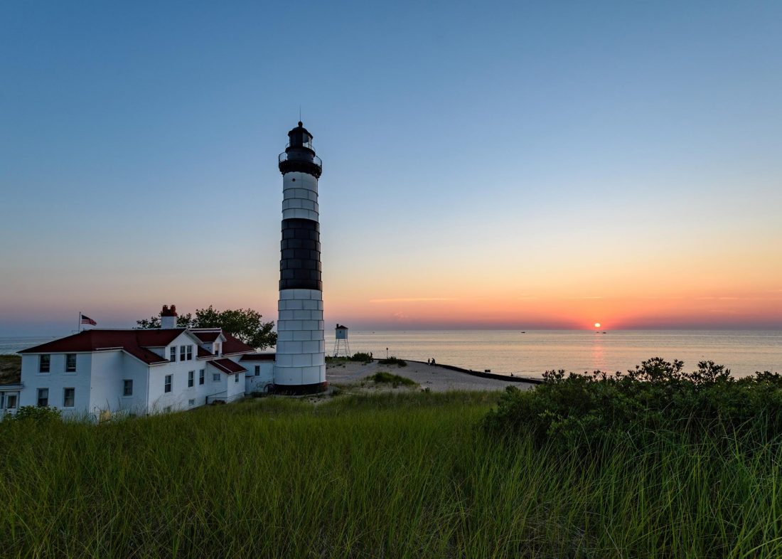 2 Michigan lighthouses awarded preservation grants | News, Sports, Jobs ...